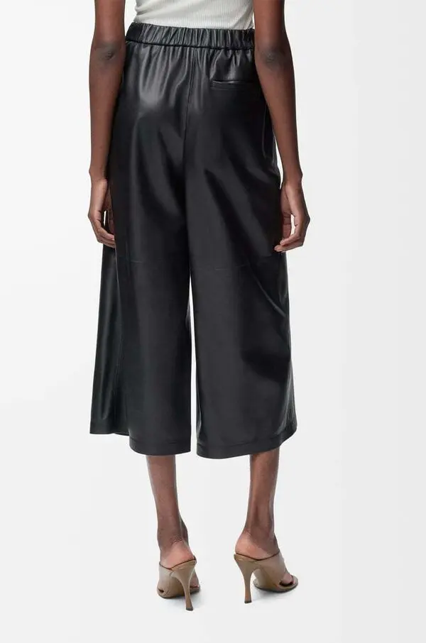 Loewe Cropped Trousers In Nappa Lambskin