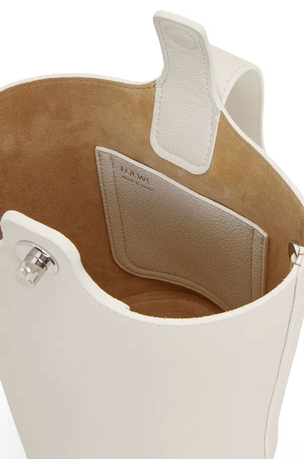 Loewe Mini Pebble Bucket Bag In Soft Grained Calfskin - Nude