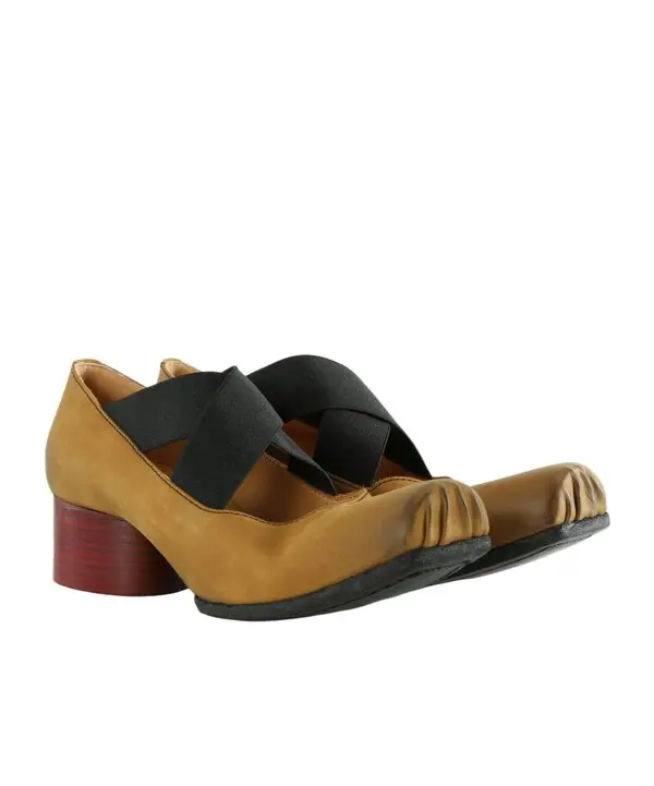 UMA WANG Square-toe Ballet Flats With Crisscross Laces