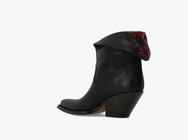 Chloé Pointed-toe Ankle Boots