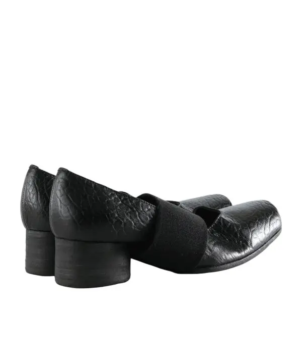 UMA WANG Square-toe Ballet Flats With Decorative Strap - Black
