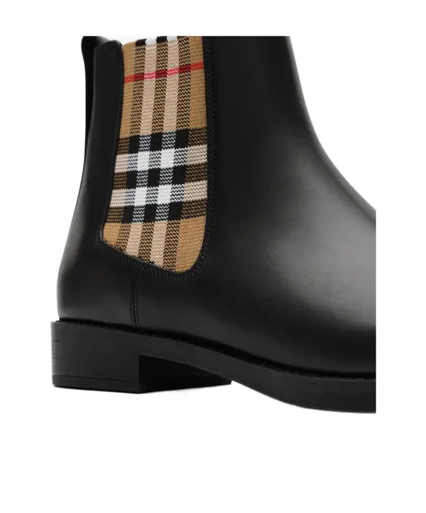 Burberry Leather Hampstead Chelsea Boots
