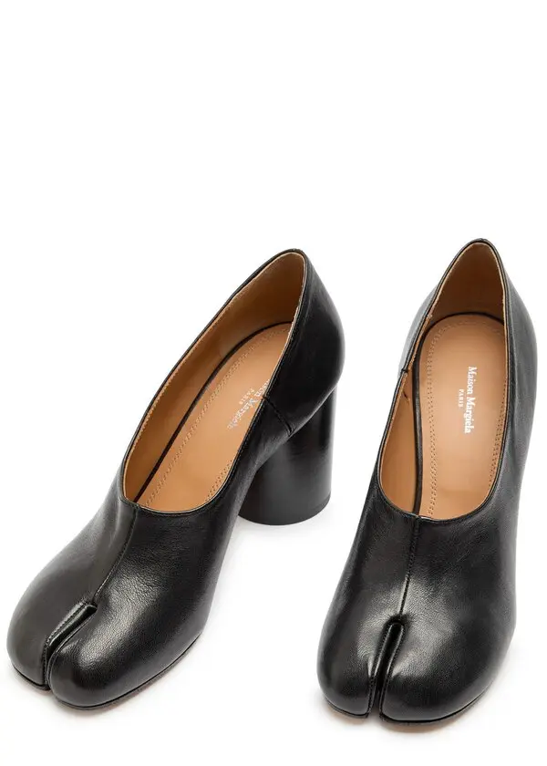 MAISON MARGIELA Tabi 80 Grained Leather Pumps - Black