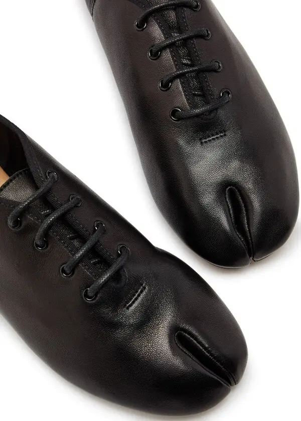 MAISON MARGIELA Tabi Lace-up Leather Ballet Flats