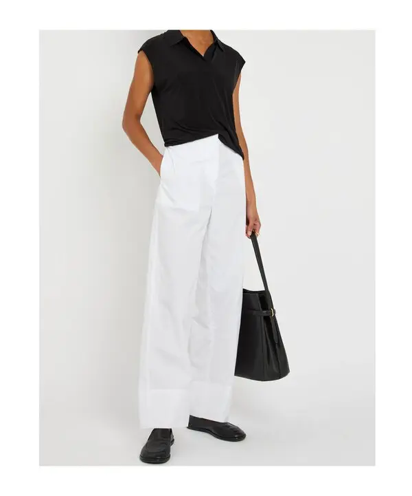 Vince Sleeveless Collared Top