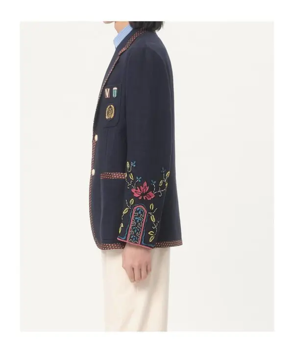 Valentino Garavani Embellished Lapel Long-sleeved Suit Jacket