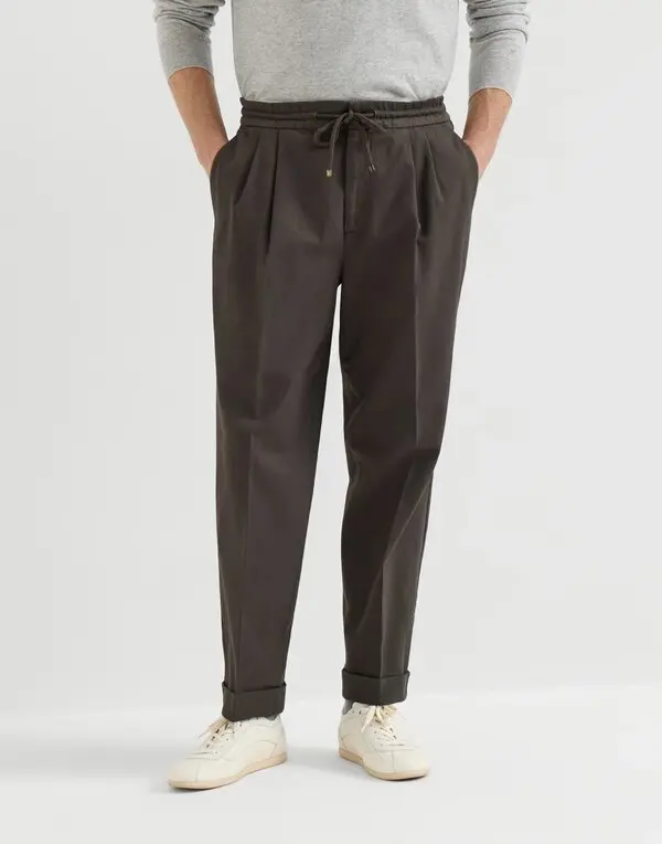 Brunello Cucinelli Garment-dyed Twisted Cotton Gabardine Trousers With Double Pleats - Brown