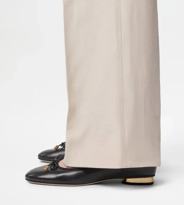 TOD'S Round Toe Ballet Flats With Bow Detailing