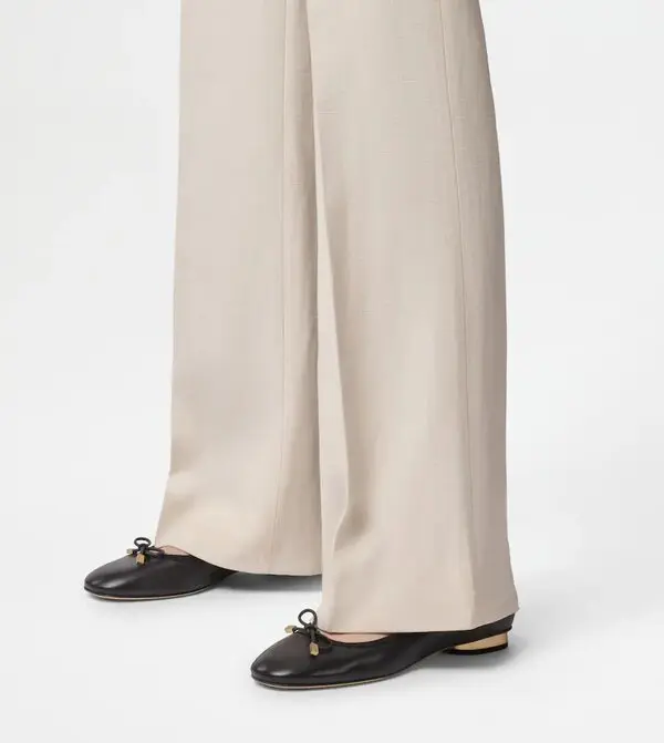 TOD'S Round Toe Ballet Flats With Bow Detailing