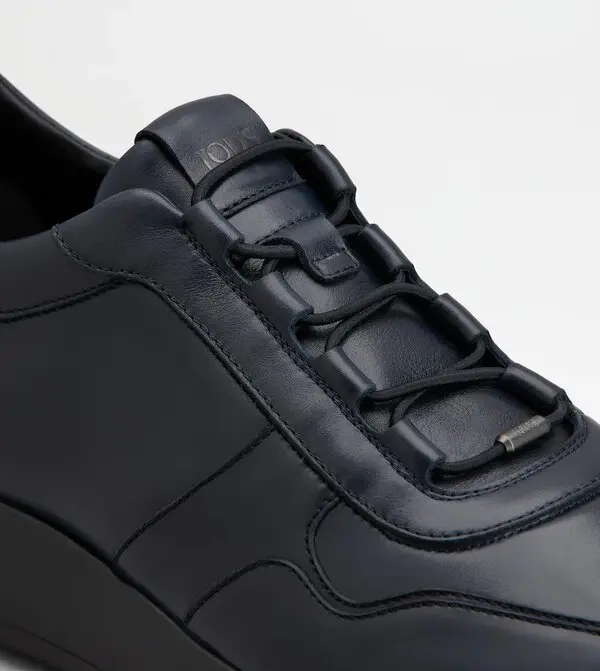 TOD'S Round Toe Calfskin Leather Sneakers With Drawstring