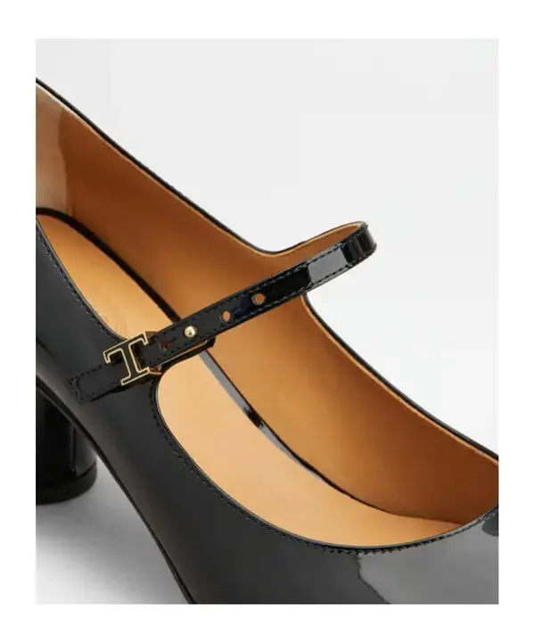 TOD'S Patent Calfskin Mary Jane Pumps With T-buckle