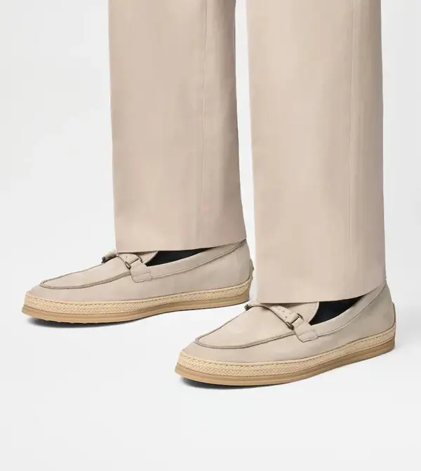 TOD'S Round-toe Loafers