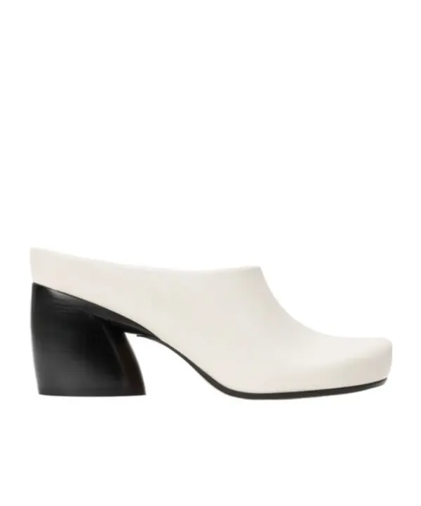 Loewe Oval Mule In Lambskin - White
