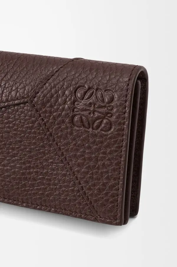 Loewe Puzzle Business Cardholder In Supple Grained Calfskin