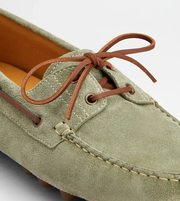 TOD'S Round-toe Loafers