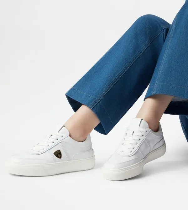 TOD'S Lace-up Round Toe Sneakers
