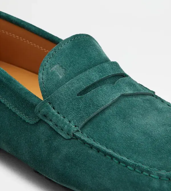 TOD'S Round-toe Loafers