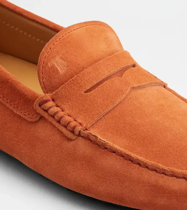 TOD'S Round-toe Loafers
