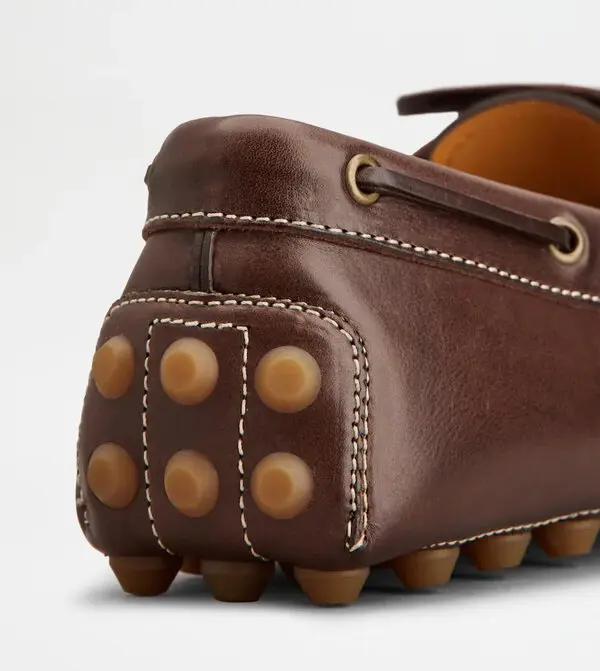 TOD'S Laced Boat Shoes