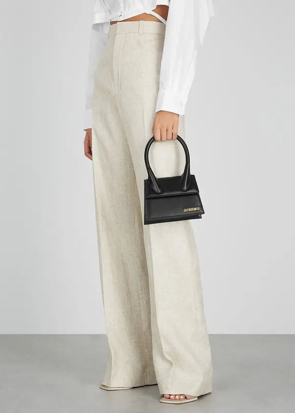 Jacquemus Le Chiquito Moyen Leather Shoulder Bag