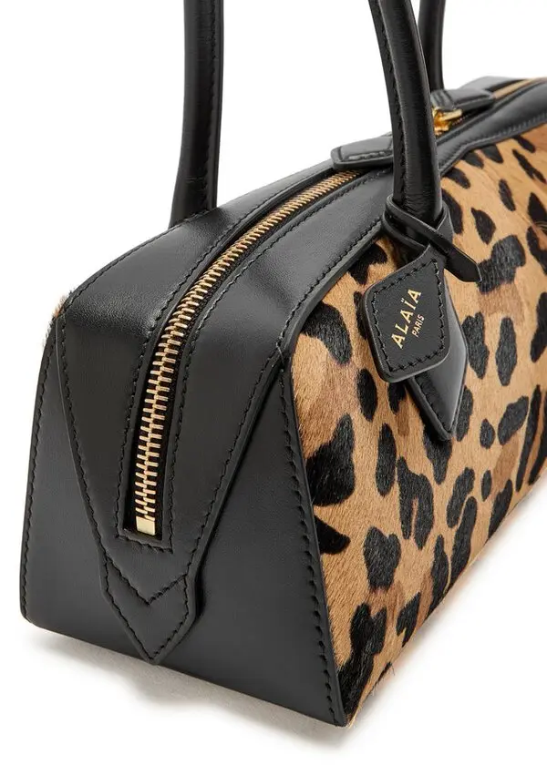 Alaïa Le Teckel Medium Leather Shoulder Bag - Black