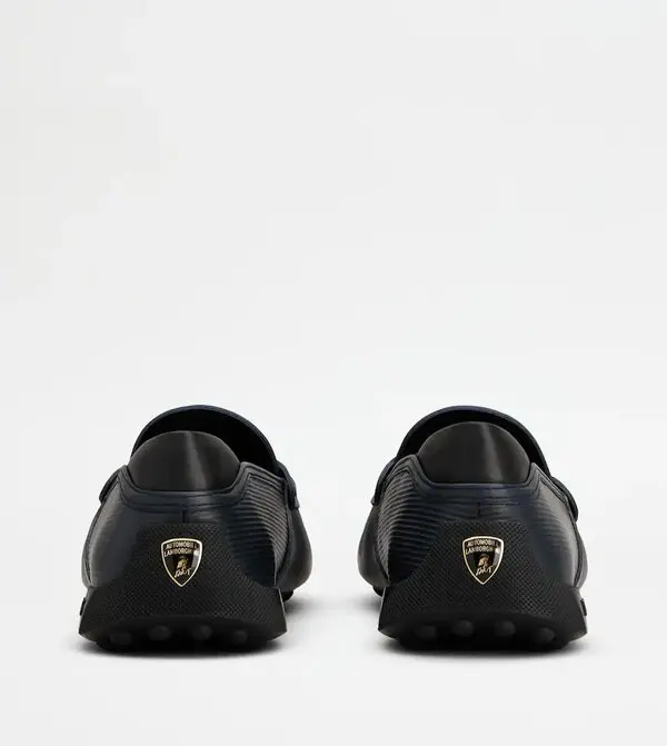 TOD'S Round Toe Loafers