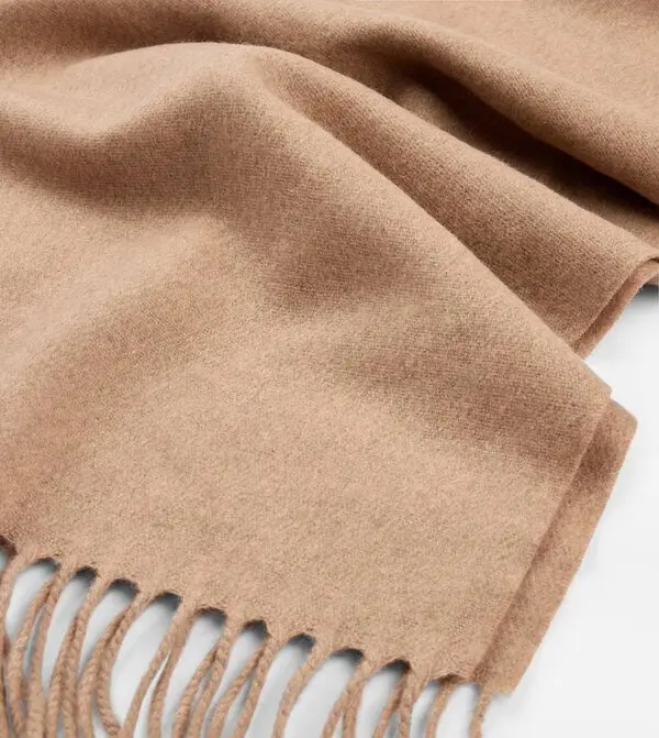 TOD'S Cashmere Scarf