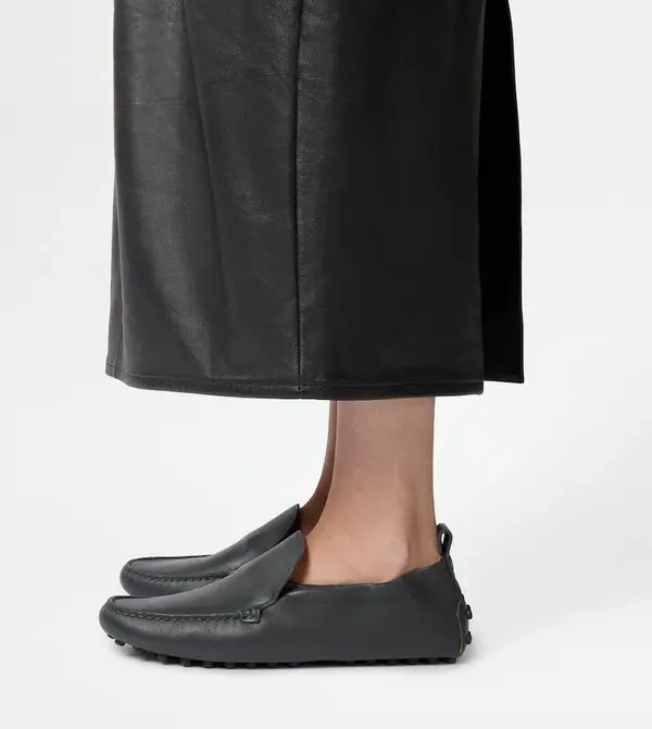 TOD'S Pebble Detail Slip-on Loafers - Grey