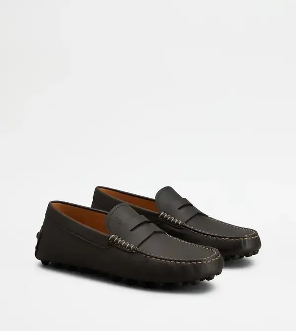 TOD'S Round-toe Loafers