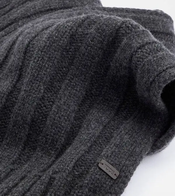 TOD'S Ribbed-knit Scarf