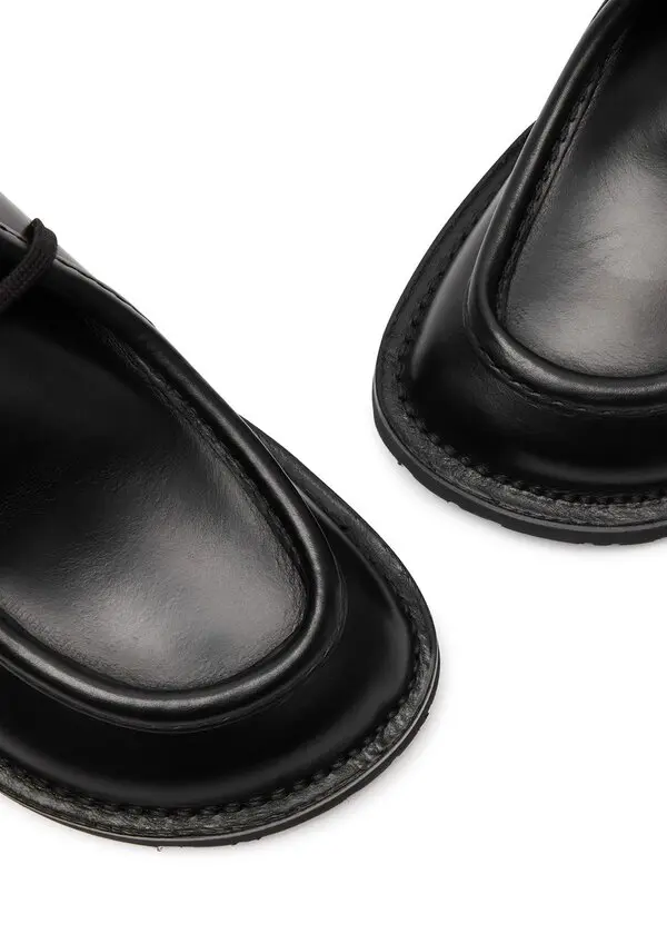 Loewe Round-toe Business Casual Shoes