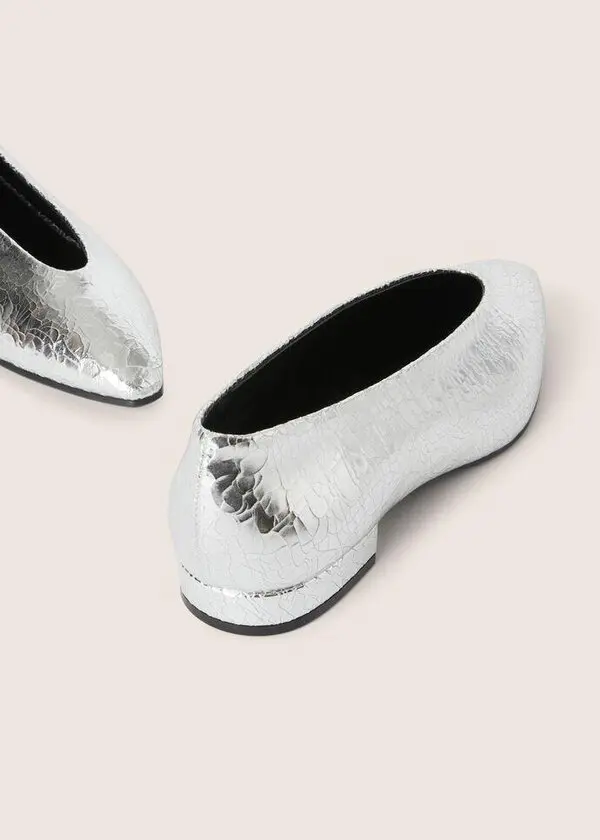 Loro Piana Rebecca Crack-texture Ballet Flats