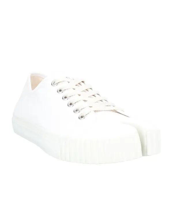 MAISON MARGIELA Minimalist Canvas Shoes