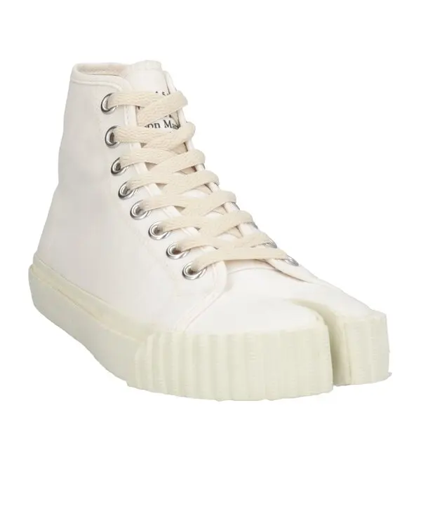 MAISON MARGIELA Plain Colour Sneakers