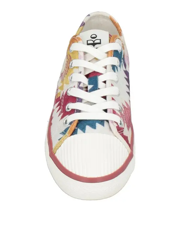 Isabel Marant Étoile Round-toe Low-top Casual Shoes