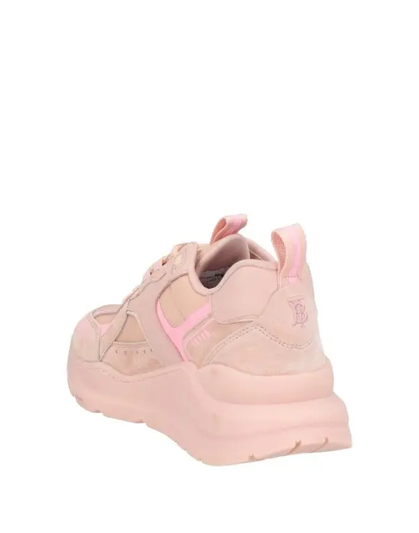 Burberry Low-top Sneakers