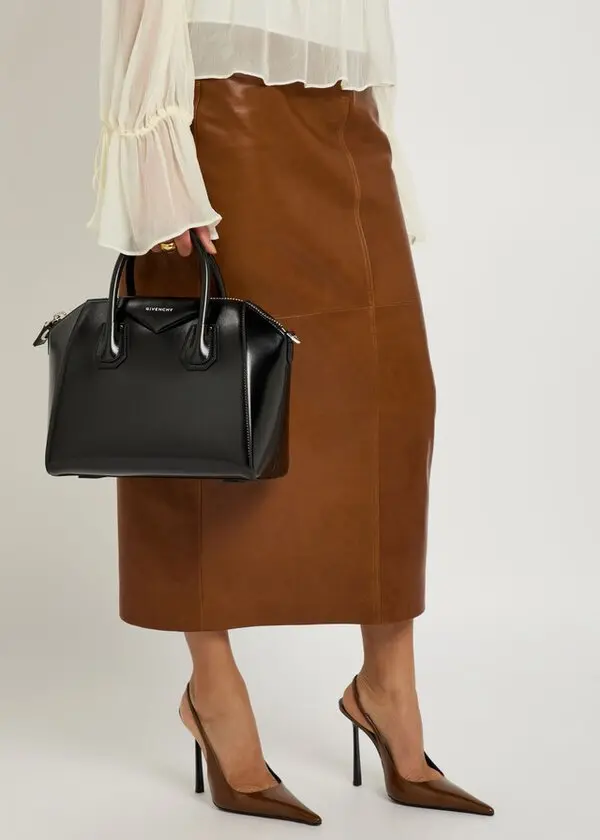 Givenchy Antigona Glossed Leather Top Handle Bag - Black