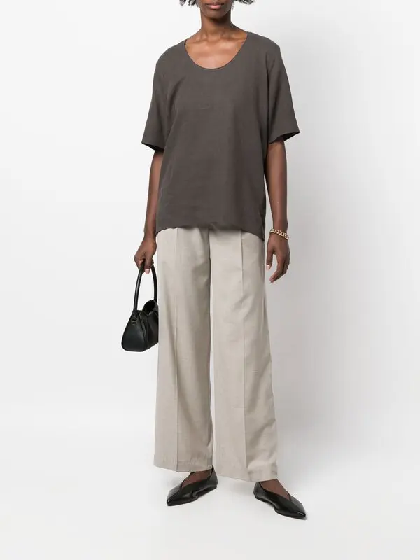 LOW CLASSIC Scoop Neck Short Sleeve T-shirt