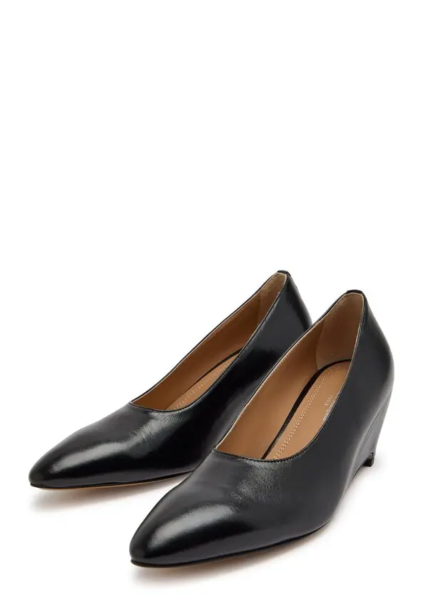 MAISON MARGIELA Heelless Pointed-toe Leather Pumps - Black
