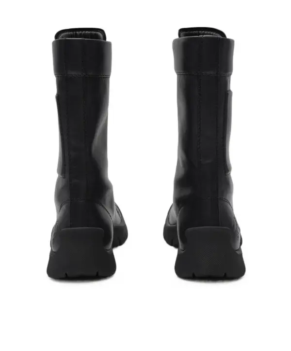 Burberry Leather Lace-up Boots With Wavy Sole - Black