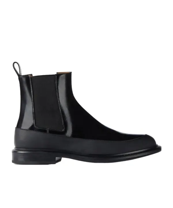Givenchy Chelsea Boots In Brushed Calfskin Leather
