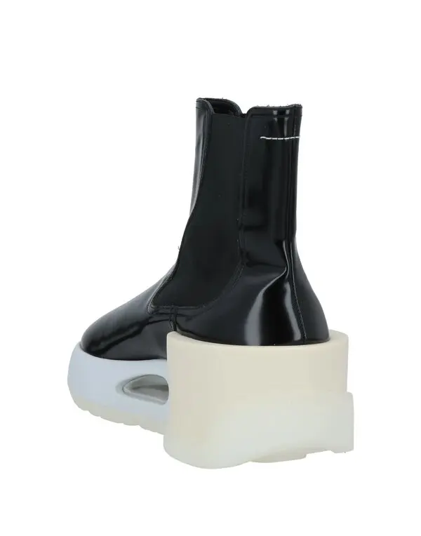 MAISON MARGIELA Minimalist Solid Color Wedge Shoes