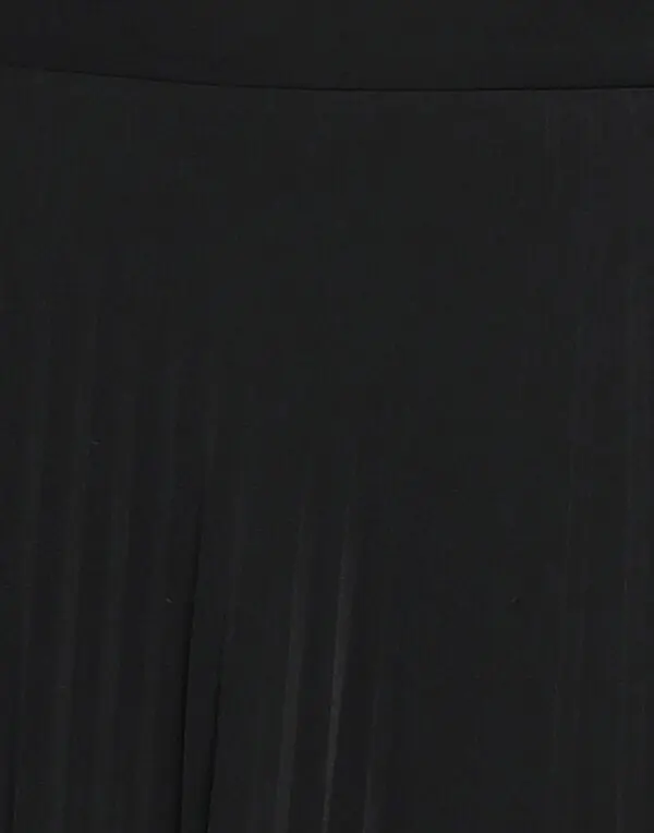 MAISON MARGIELA Solid Color Pleated Skirt