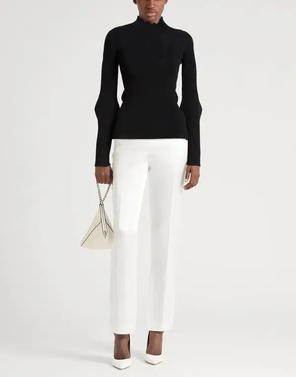 MAISON MARGIELA Solid Color Appliqué Knit Sweater