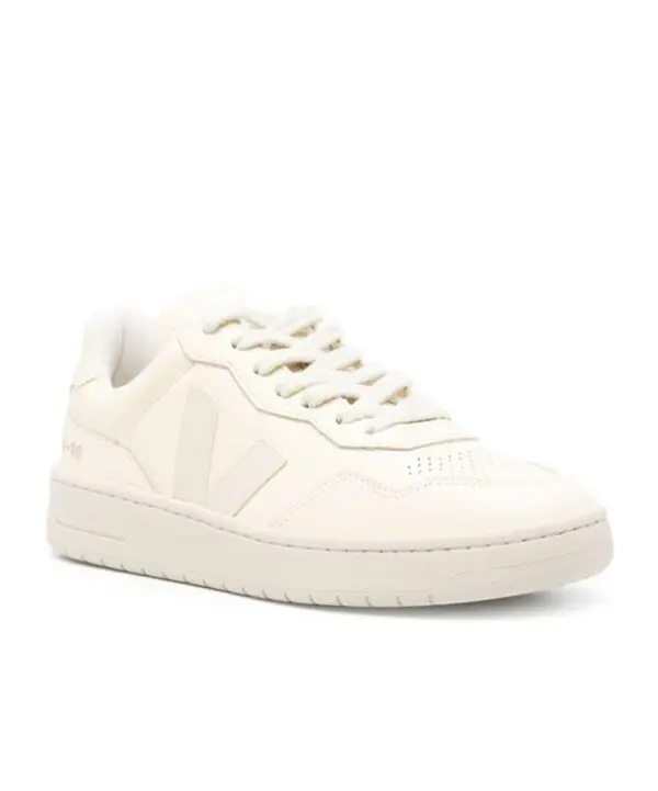 VEJA V-90 O.t. Low-top Sneakers - White