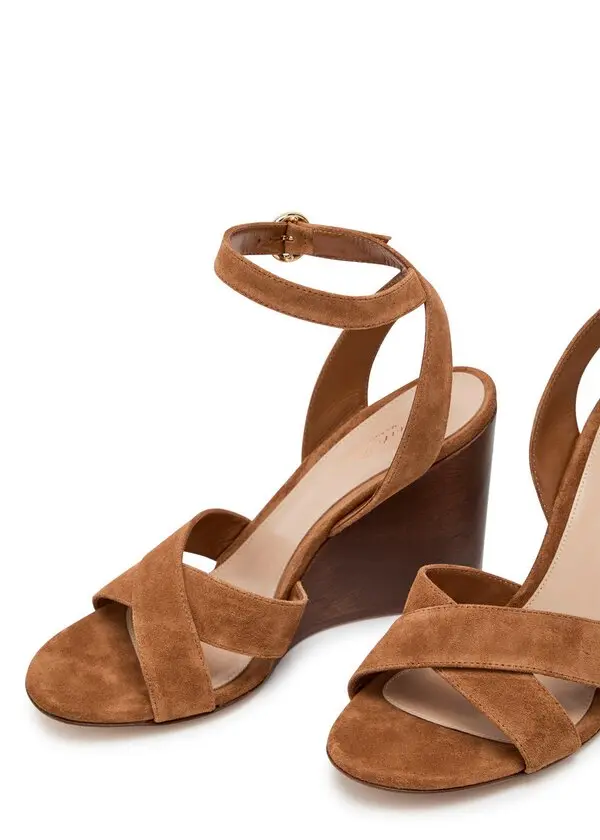 GIANVITO ROSSI Suede Sandals
