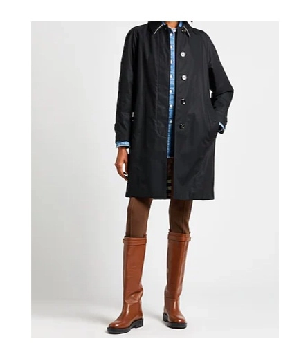 Burberry Long Coat With A Lapel Collar