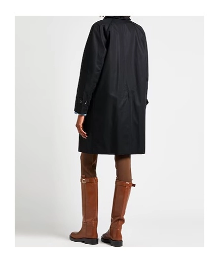 Burberry Long Coat With A Lapel Collar