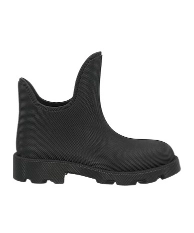 Burberry Round-toed Chunky Heel Boots
