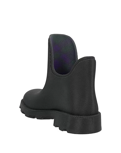 Burberry Round-toed Chunky Heel Boots
